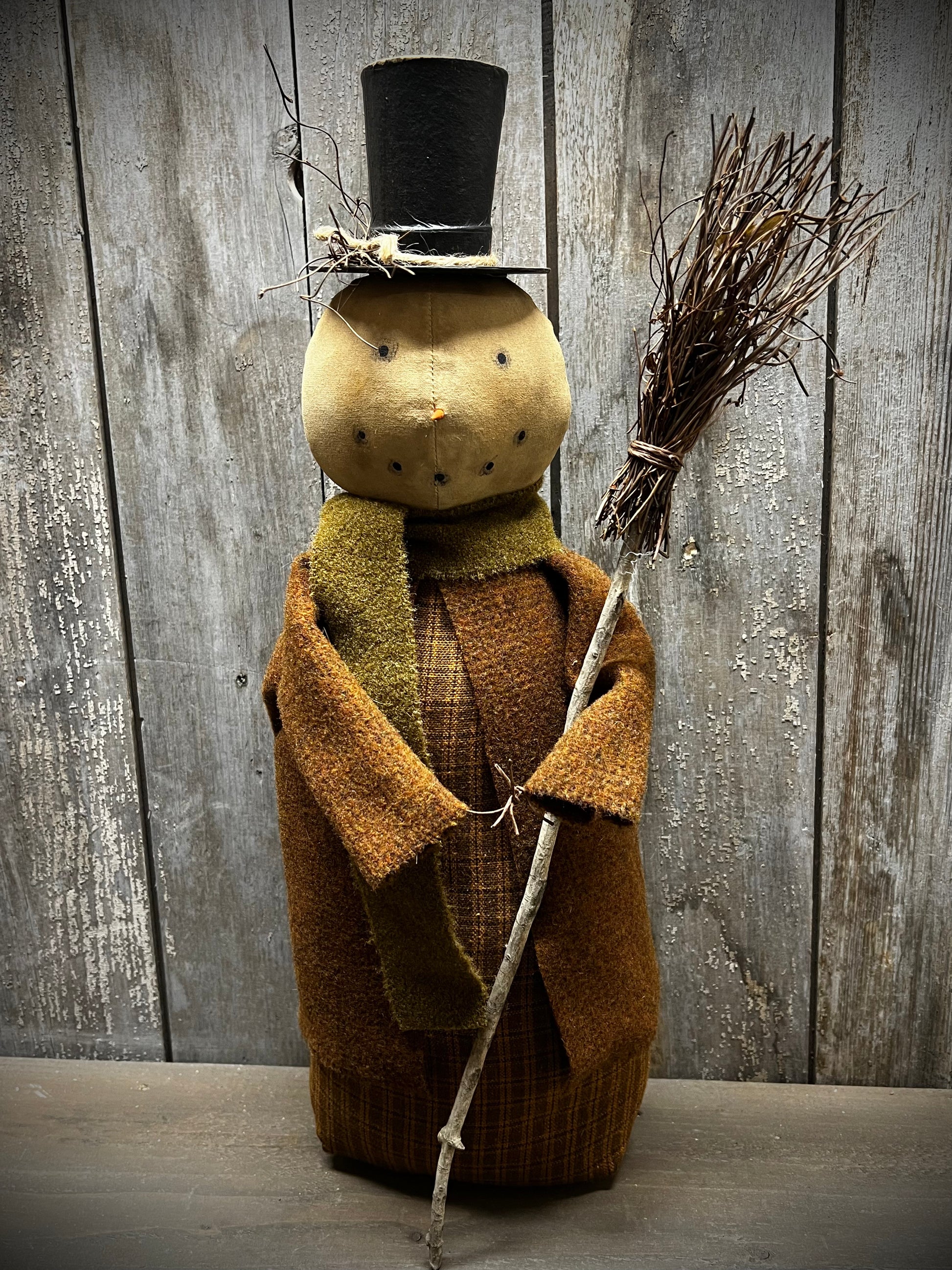 Snowman, 18", PARSON BROWN – Little Village Primitives